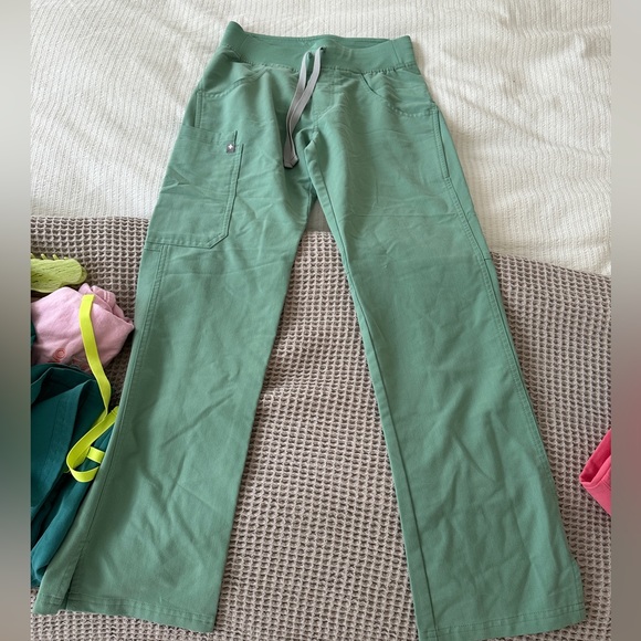Figs | Pants & Jumpsuits | Figs Kade Cargo Scrub Pants Jade Xxsp | Poshmark